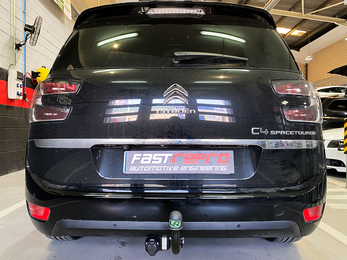 Instalación de Enganche Remolque | Máxima Seguridad